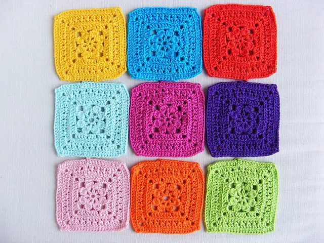 [Free Pattern] Walled Garden Square