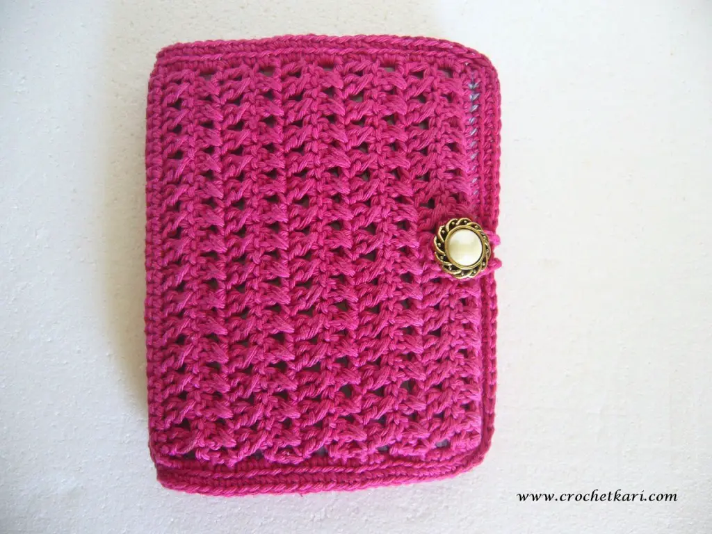 [Free Pattern] This Aluminum Crochet Hook Case Is Pure Genius! - Daily ...