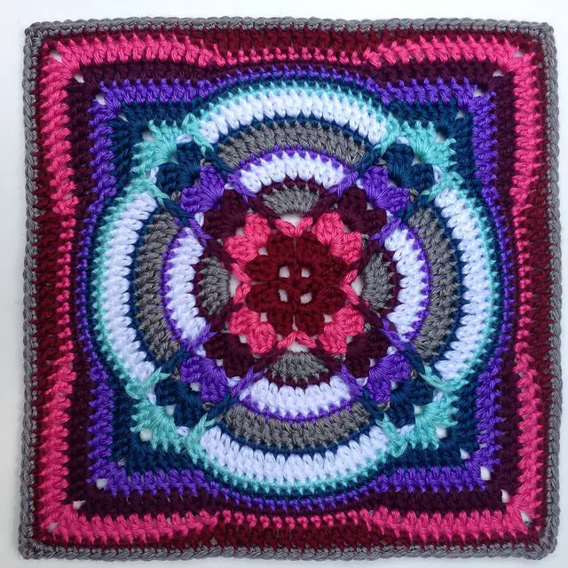 [Free Pattern] Denna Square: Amazing Style And Colors! - Daily Crochet
