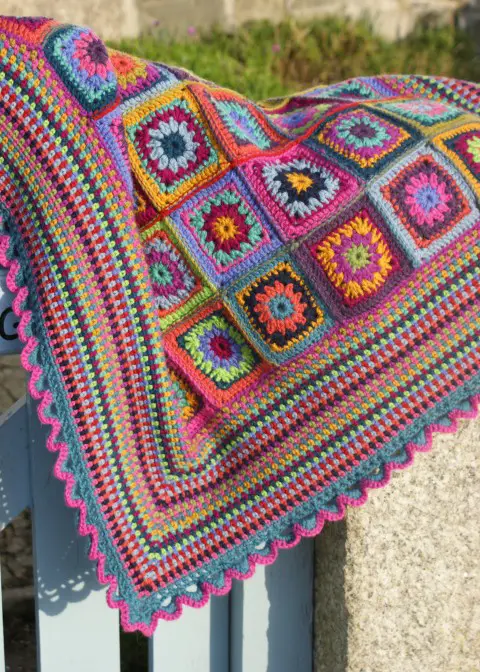 [Free Pattern] Gypsy Rose Blanket Is Amazing! - Daily Crochet