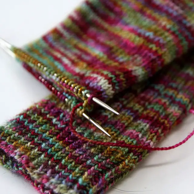 [Cheat-Sheet] Magic Loop Method For Circular Knitting Made Really Simple