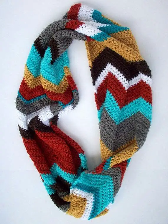 [Free Pattern] This Chevron Infinity Scarf Is One Of The Most Fun And ...