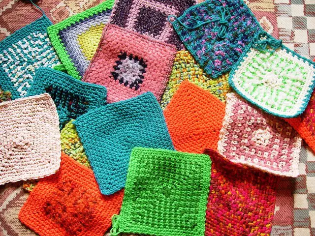 [Free Pattern] The Perfect Stitch Square For Using Up Odd Balls Or Left ...