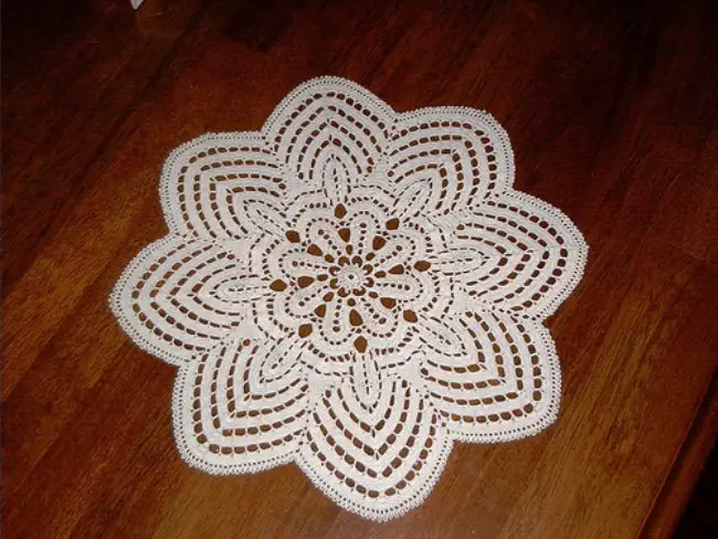 21 Free Crochet Doily Patterns- Beginner to Advanced Designs