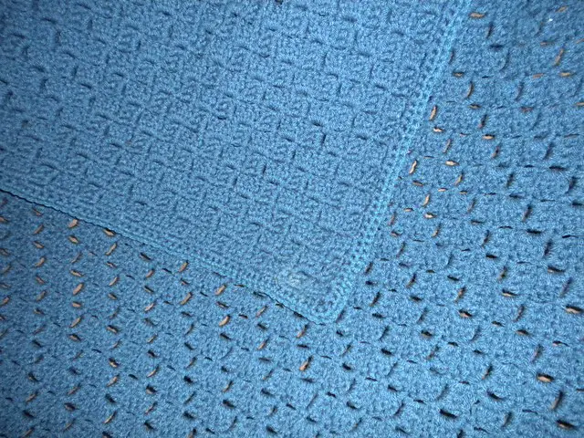 [Free Pattern] Learn A New Crochet Stitch: Crazy Stitch Afghan - Daily ...