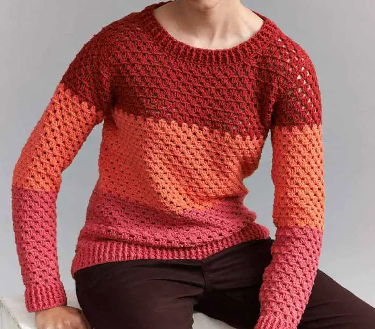 Cute Crochet Jumper With A Clean And Classic Look - Daily Crochet