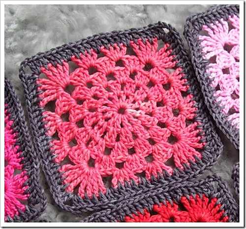 Cute And Simple Granny Wheel Square Pattern - Daily Crochet