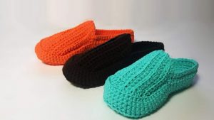 Easy Crochet Loafer Pattern To Keep Your Feet Happy - Daily Crochet