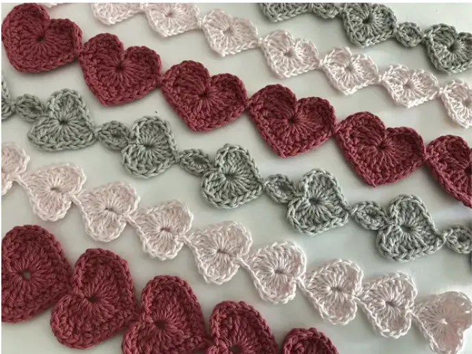 Free Heartstrings Crochet Pattern-DailyCrochet.com