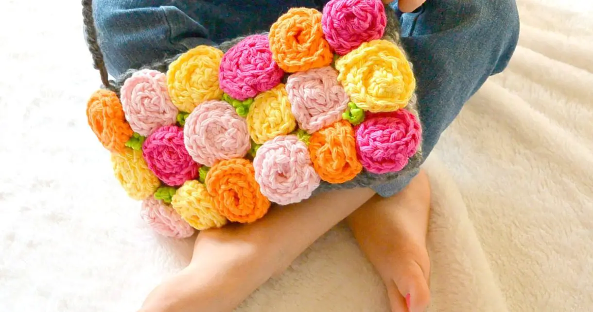 Roses Crochet Purse Free Pattern