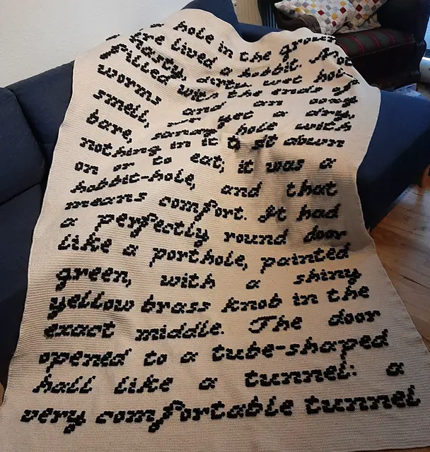 The Hobbit Blanket Crochet Pattern- Dailycrochet.com
