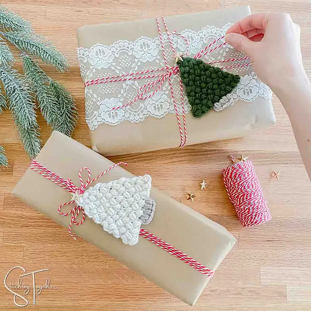 Crochet Flat Christmas Tree Pattern- DailyCrochet.com