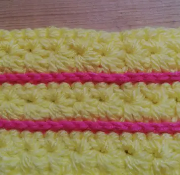 Crochet Star Stitch Written Instructions (Stars and Rows)/Dailycrochet.com