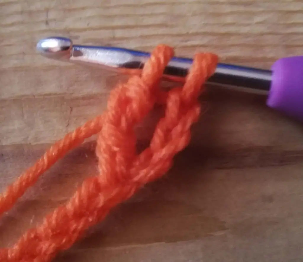 Tr Crochet Stitch: How To Do Treble Crochet Stitch