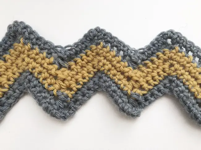 Free Crochet Chevron Blanket Patterns For Beginners-Simple & Easy