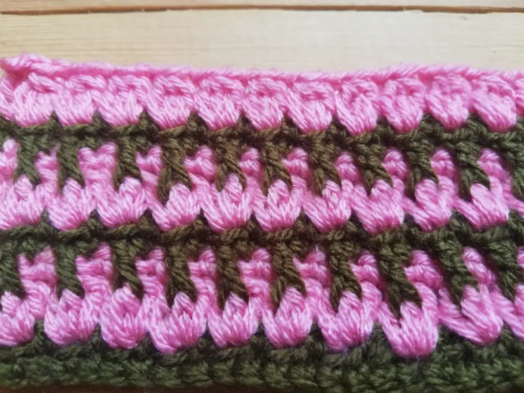 Free Crochet Pattern for the Twisted Cluster Stitch
