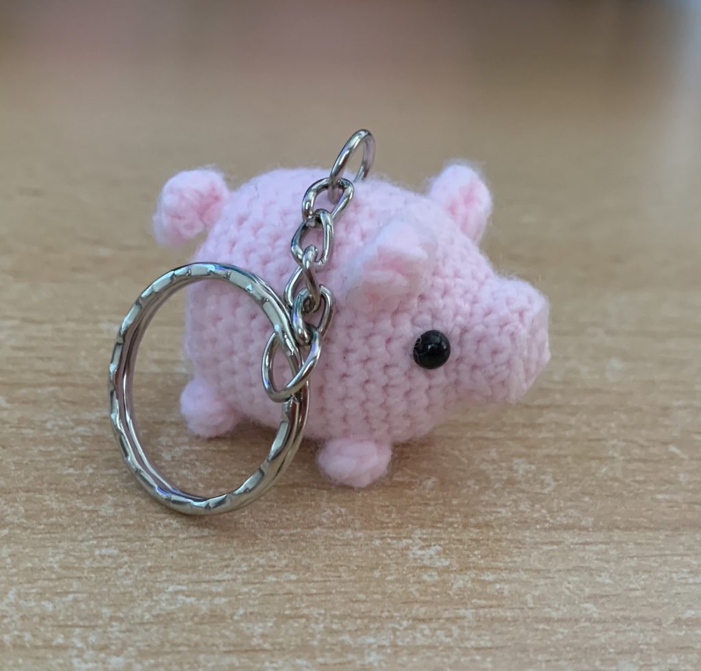 Crochet Pigs: Free Patterns & Tutorials - Dailycrochet.com