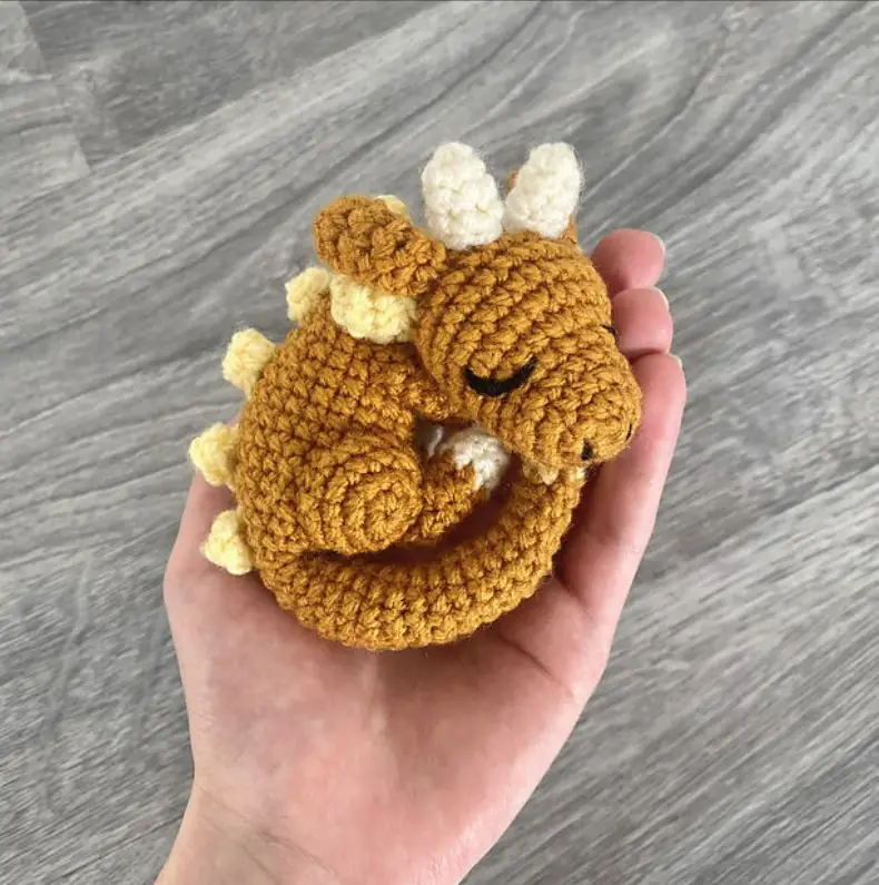 Tiny, Adorable Sleeping Dragon-Free Crochet Pattern - Knit And Crochet ...