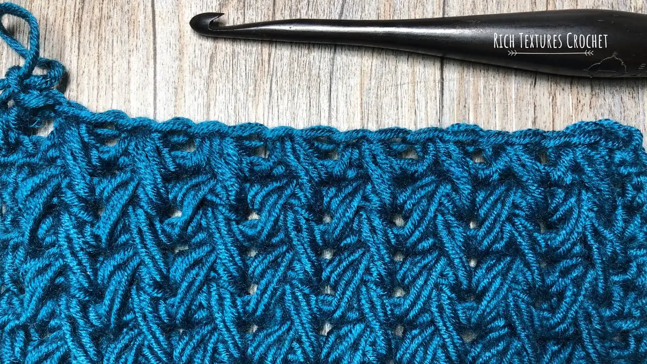 Learn A New Crochet Stitch: The Crochet Feather Stitch ( Video Tutorial ...